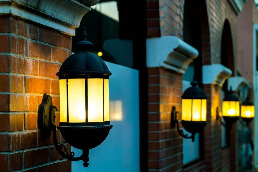 Stylish Wall Lamps Trends 2025 – Smart Life Lighting & Electrical